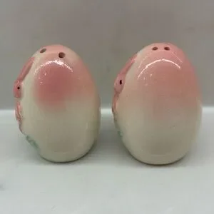 Vintage | Kitchen | Vintage Egg Shaped Pink Bunny Salt And Pepper ...